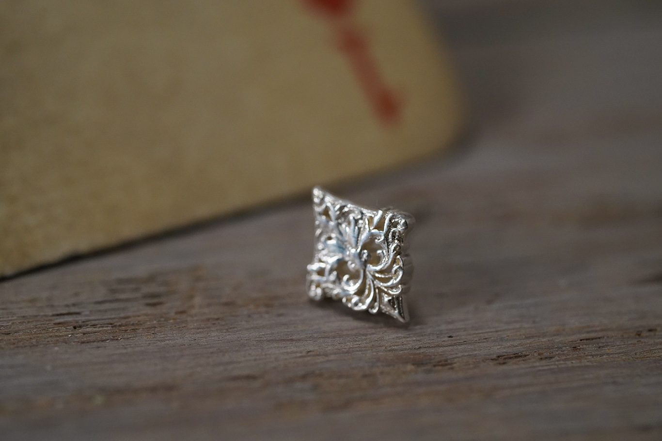 925 Silver Diamond Pattern Stud Earrings (Price per pcs)