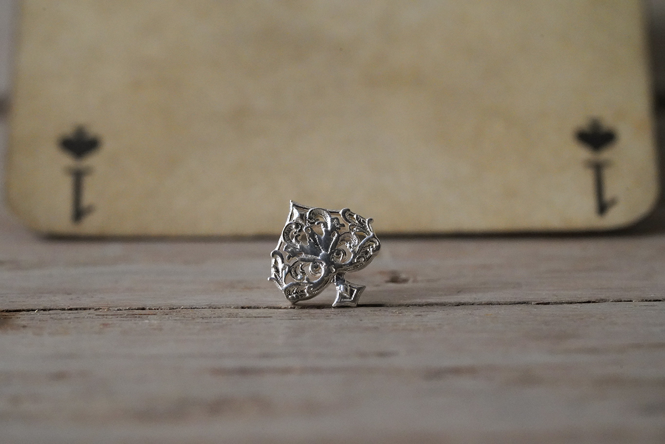 925 Silver Spade Pattern Stud Earrings (Price per pcs)
